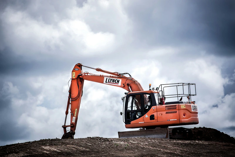 Grading vs Excavation: What’s the Difference? | Blue Collar Construction